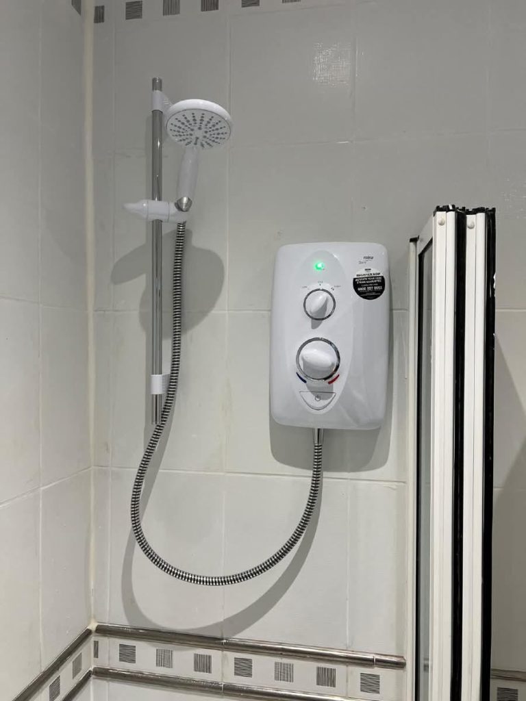 Power Shower vs Electric Shower: Which Is Right for Your Home - Happy ...